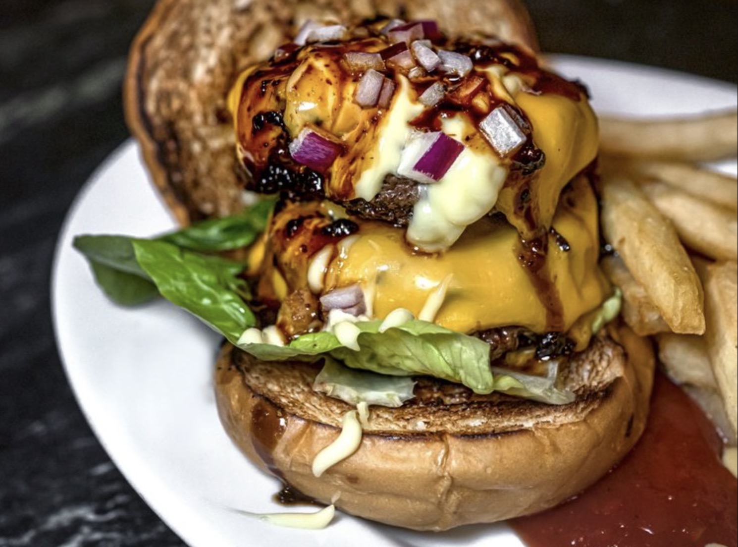 NYC Best Burgers: 11 Spots for Beefy Bliss | Cool Material