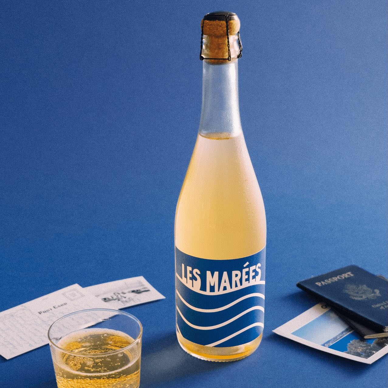 Les Marées Non-Alcoholic Sparkling Blanc de Blancs | Cool Material